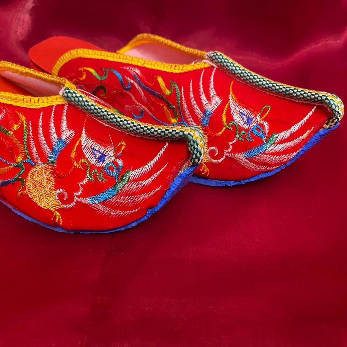 Hài Phượng - Phoenix Foam Shoes (Red, Yellow) – Ao Dai by Cute Sass